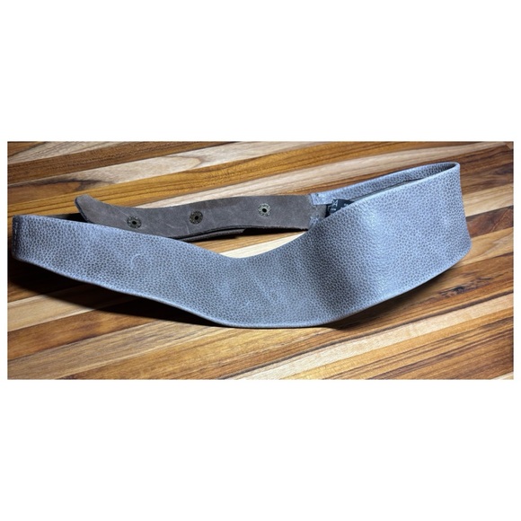 Ada | Accessories | Nwot Anthropologie Ada Naomi Studded Leather Snap ...
